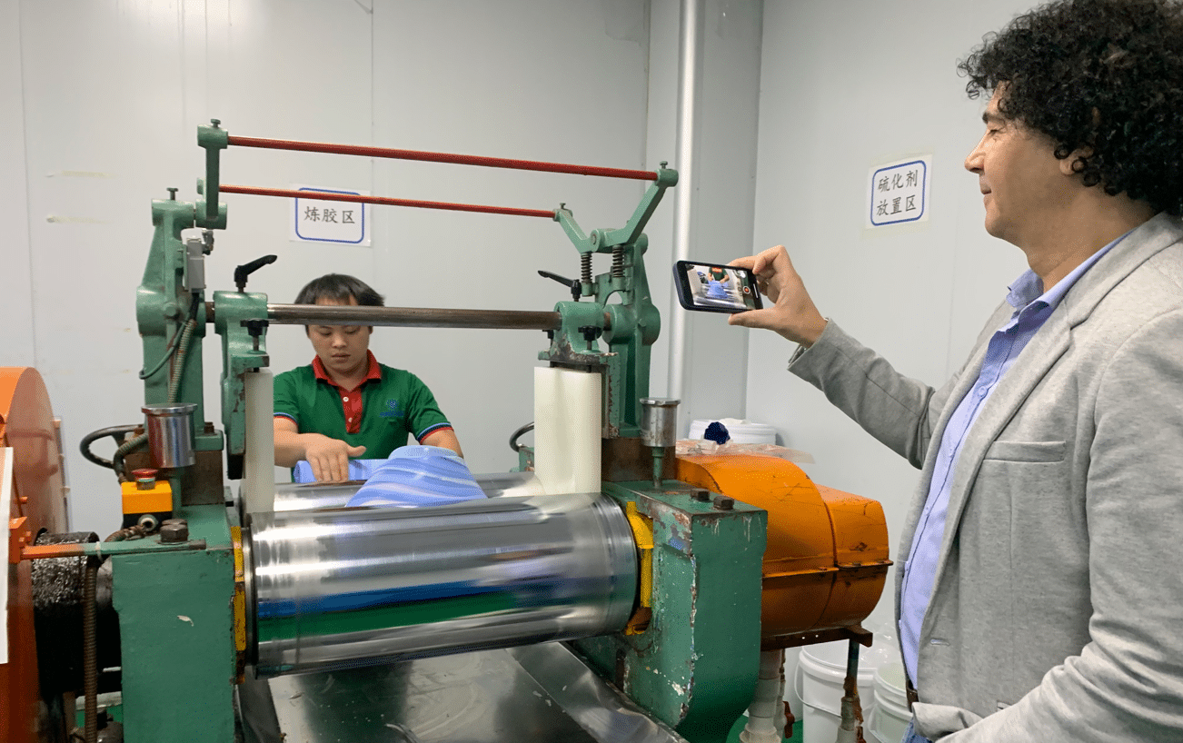 Silicone Dripping Dispensing Molding - JUTION SILICONE